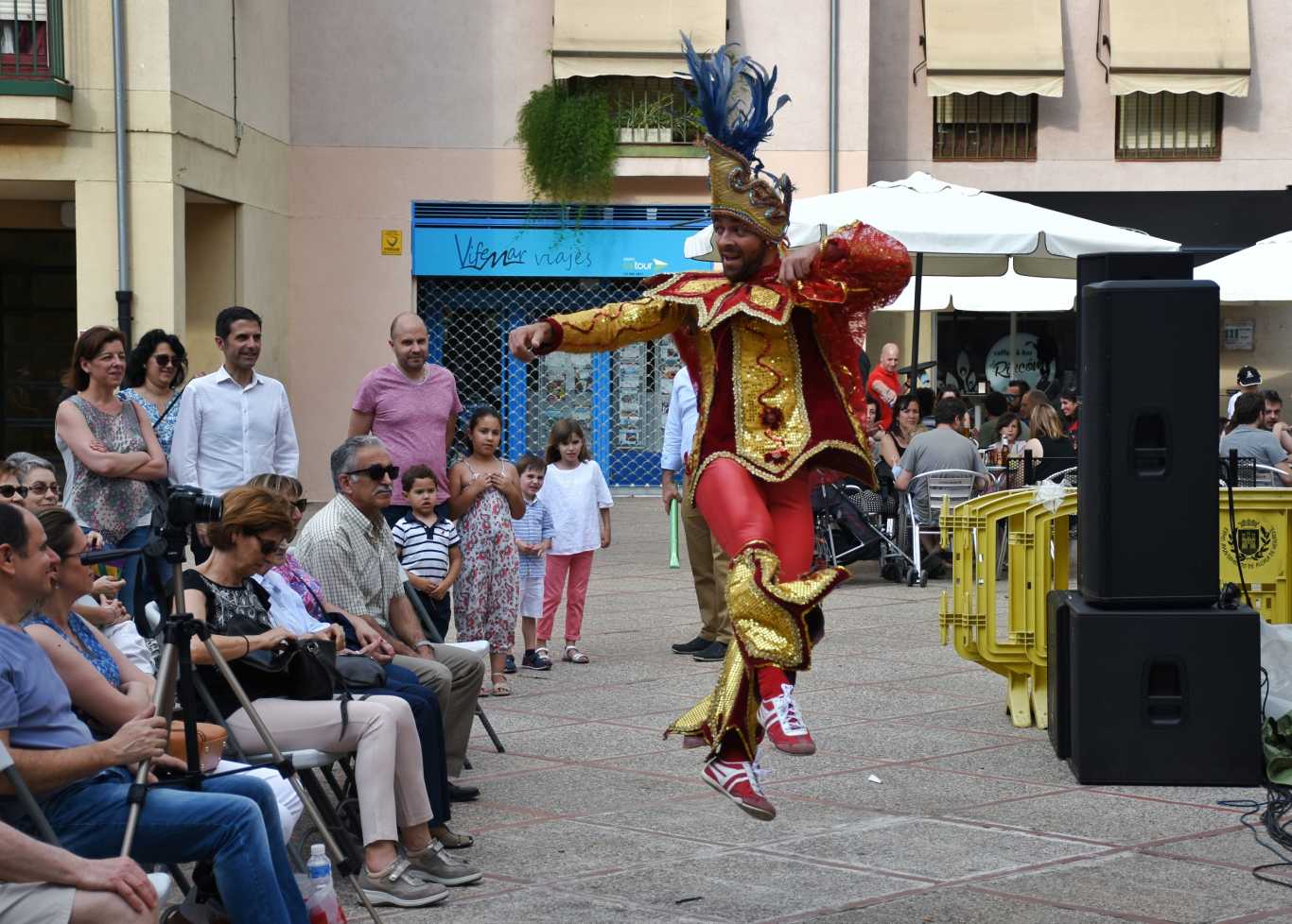 Paseo en imágenes por el cierre de Alcalá Suena, Fiesta de la Música ...