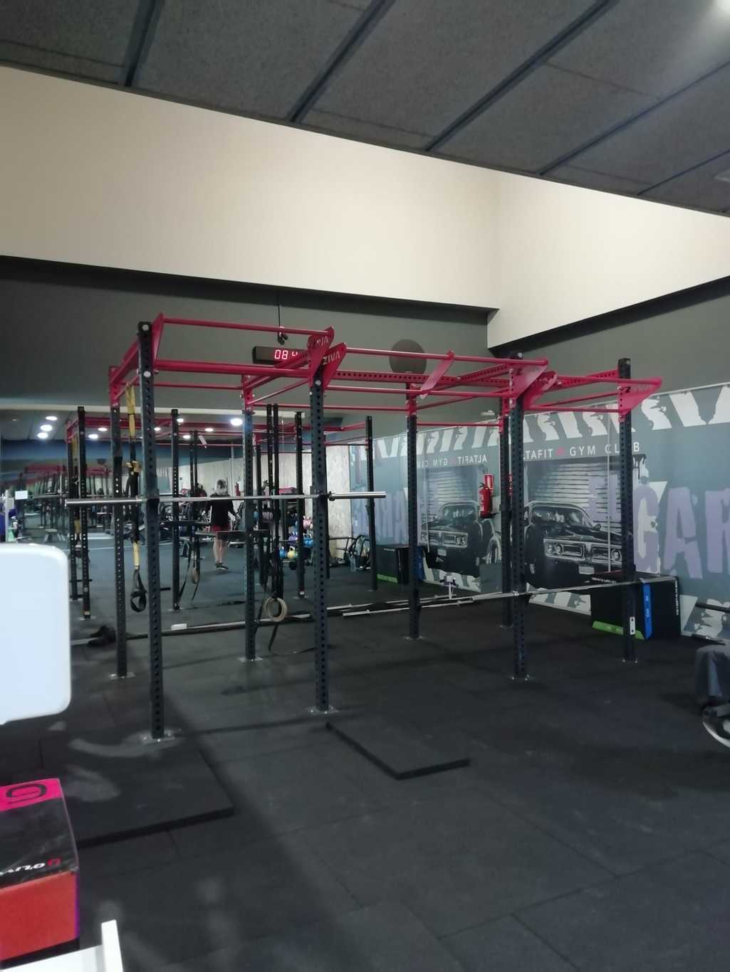 Altafit Gym Club El Val: 2.000 metros para tu entrenamiento con la ...
