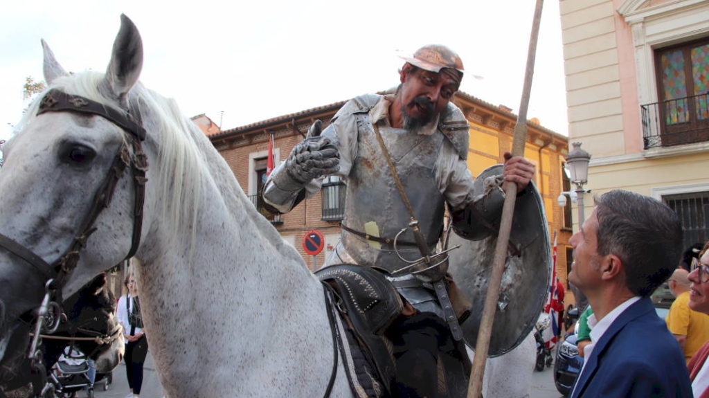 Abre sus puertas el Mercado Cervantino de Alcalá de Henares, reconocido ...