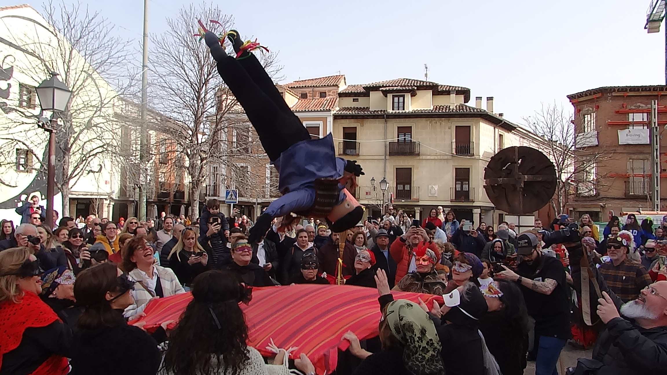Manteo del Pelele en el Carnaval 2023 de Alcalá de Henares - Dream Alcalá
