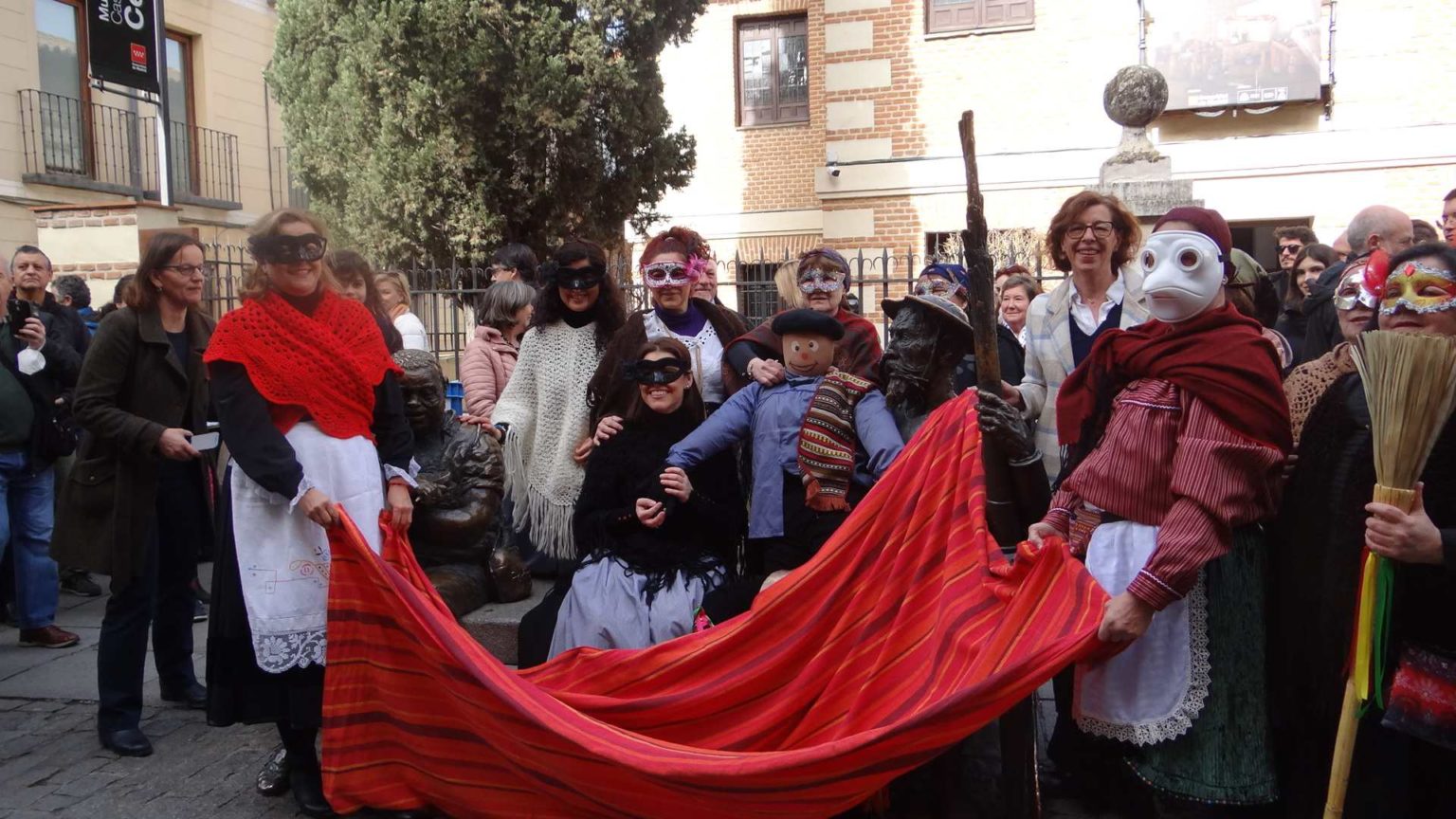 Manteo del Pelele en el Carnaval 2023 de Alcalá de Henares - Dream Alcalá