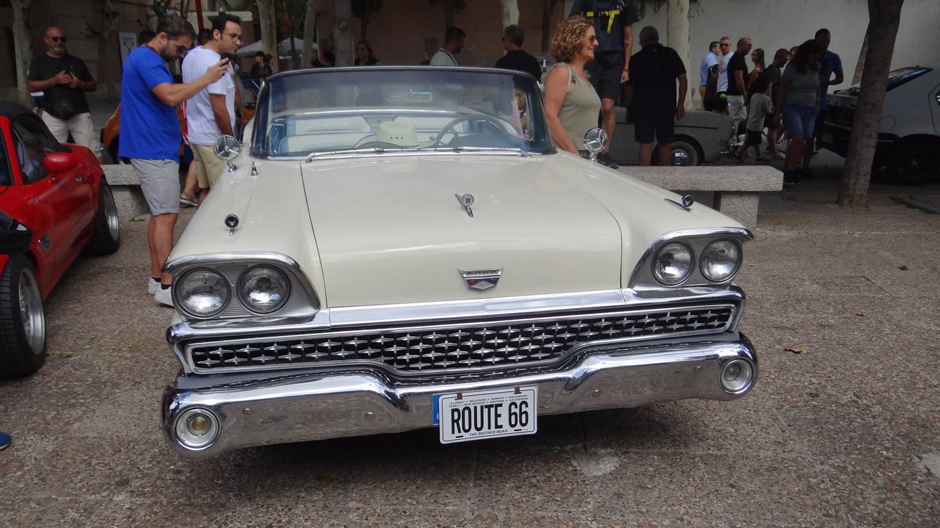 Los Doblones vuelven a concentrar a sus coches clásicos en su Doblon ...
