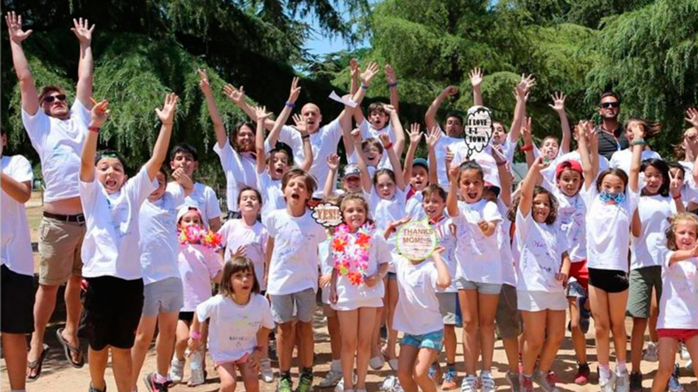 EASYTOWN: Vuelve el campamento de verano en inglés galardonado, ahora ...