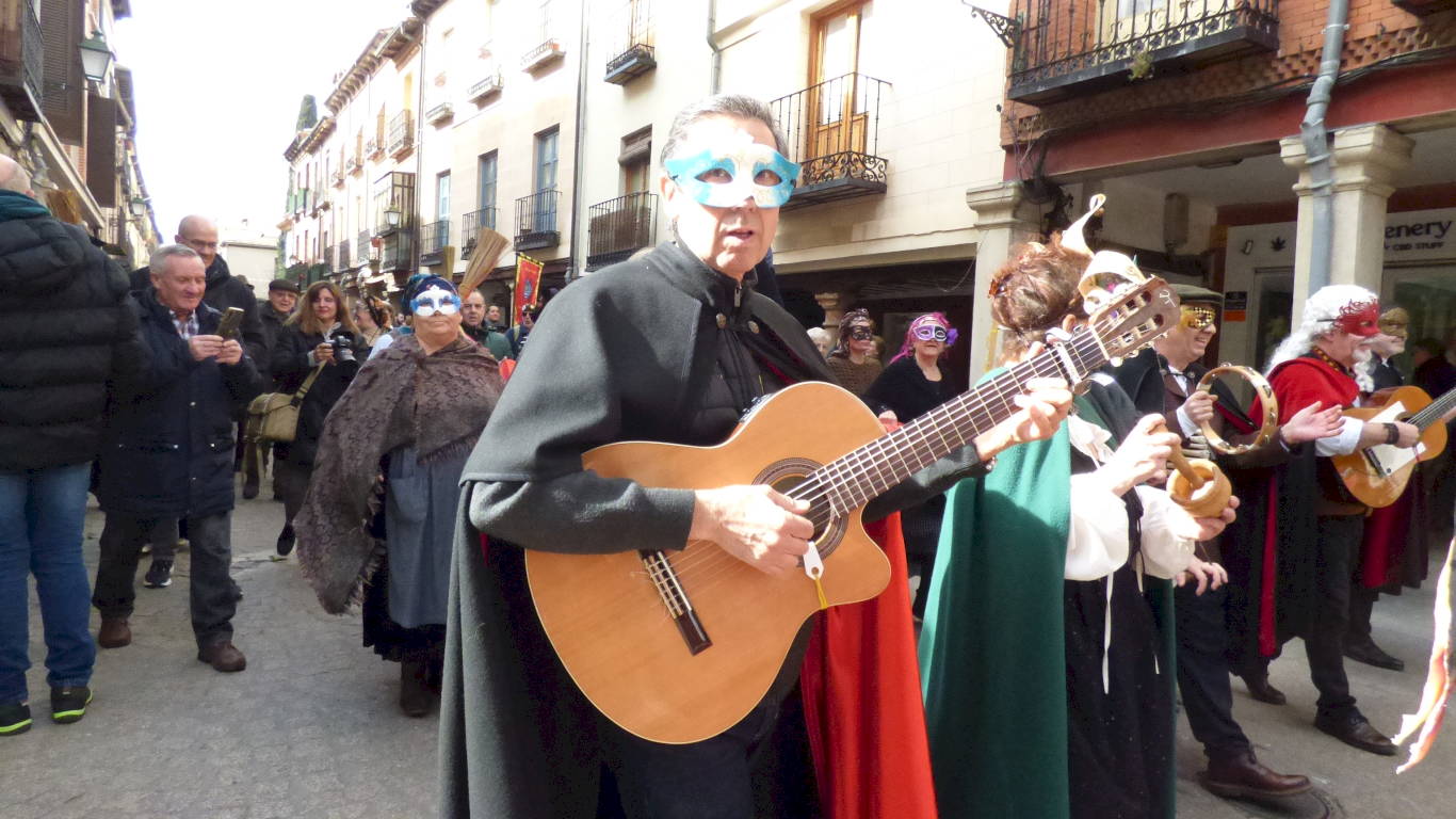 Manteo del Pelele del Carnaval de Alcalá de Henares 2026 - Dream Alcalá