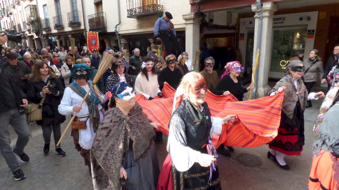 Manteo del Pelele del Carnaval de Alcalá de Henares 2026 - Dream Alcalá