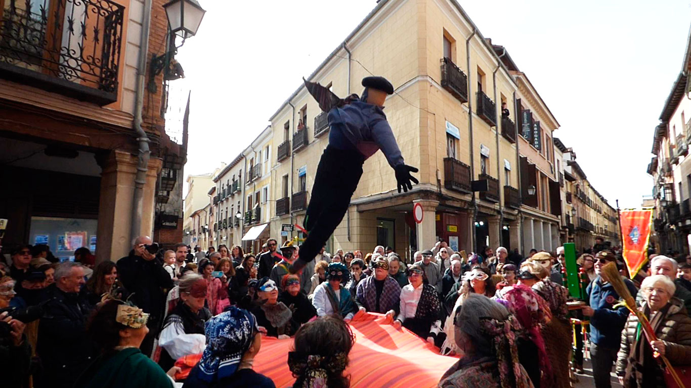 Manteo del Pelele del Carnaval de Alcalá de Henares 2026 - Dream Alcalá